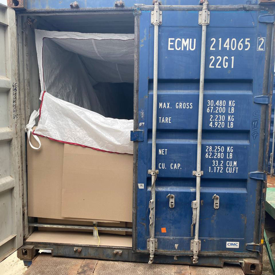 Bulk Rice Loading with Iron Bar Protection – Puzzle Solution